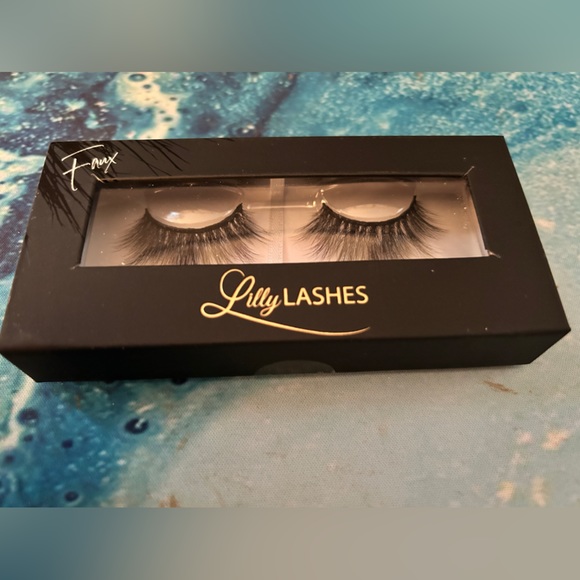 Lilly Lashes | Makeup | Lilly Lashes Miami | Poshmark